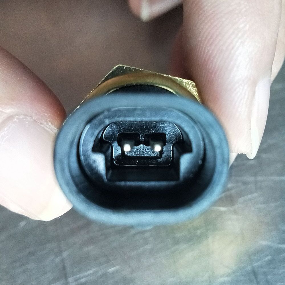 CUMMINS K19 SICAKLIK SENSÖRÜ 4954905 – Engine Supply Inc