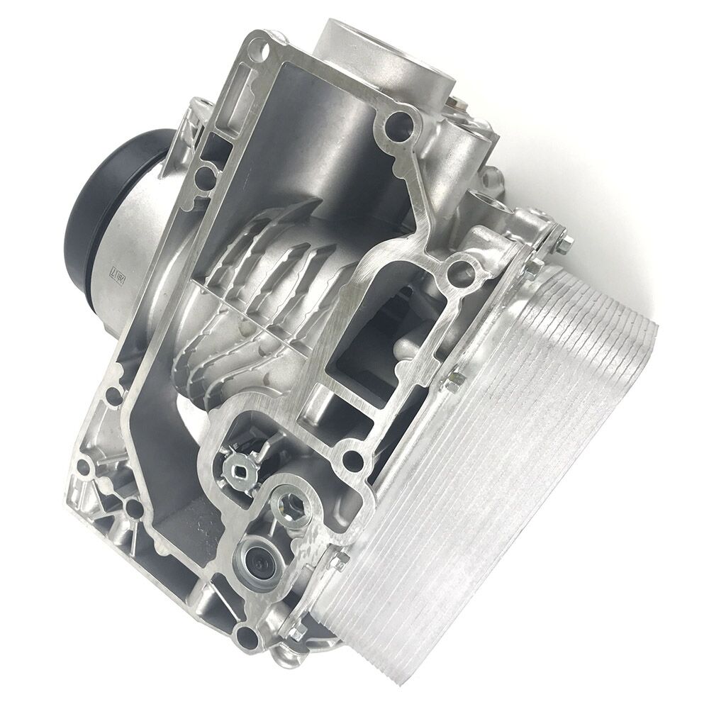 DEUTZ TCD 2013 オイルクーラーボックス 04905483 – Engine Supply Inc