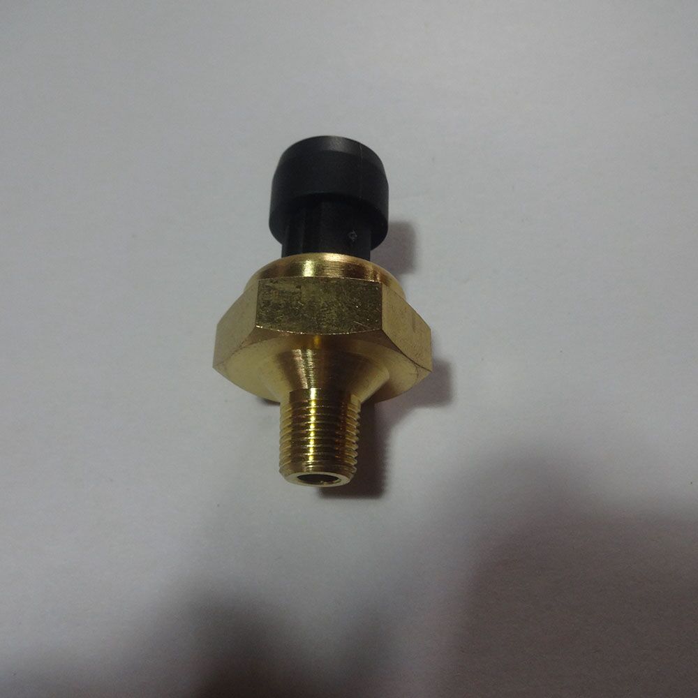NAVISTAR OIL-PRESSURE-SENSOR 1840078C1 – Engine Supply Inc